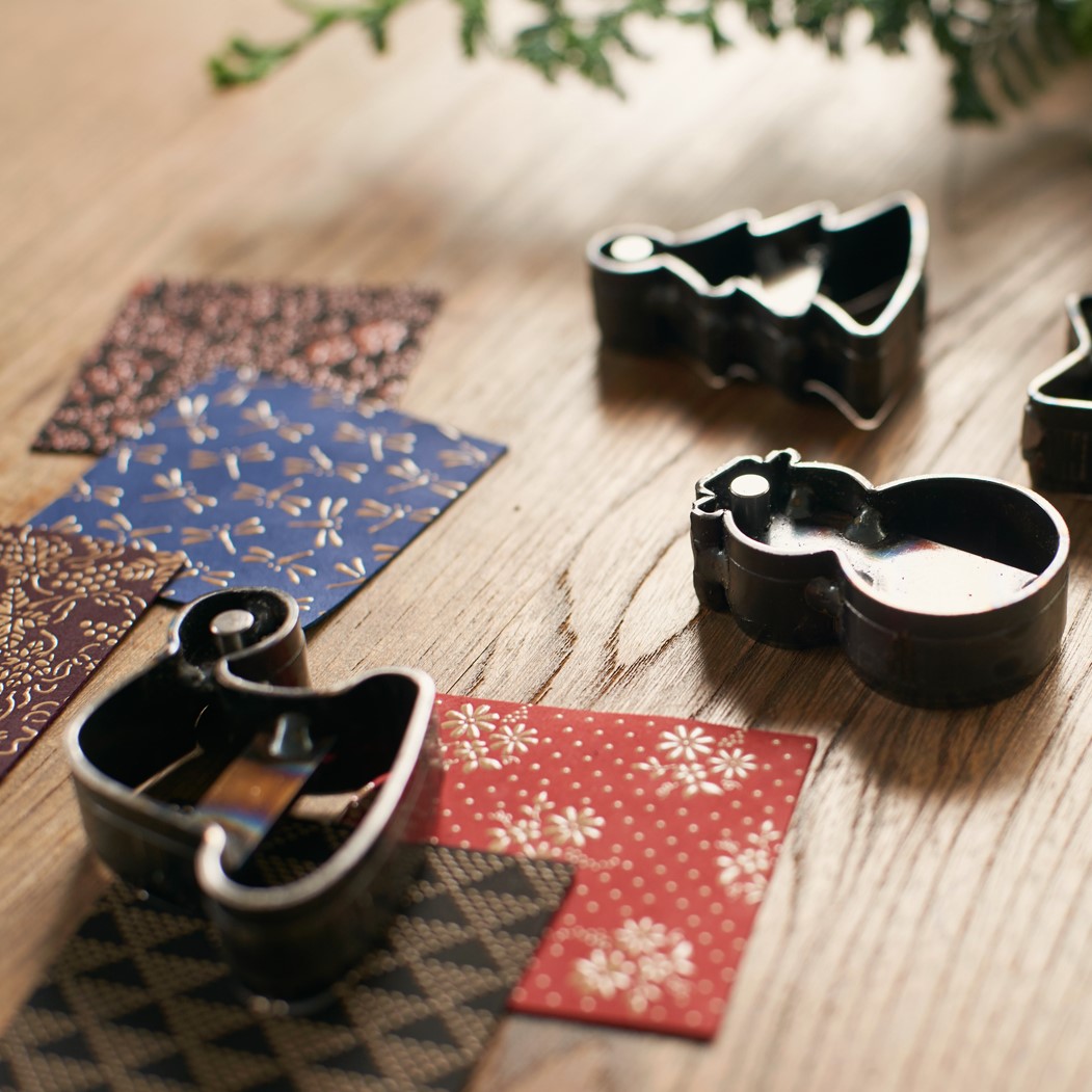 「印伝のオーナメント」プレゼント（10/29～12/18まで） | 印傳屋公式オンラインショップ｜INDEN-YA